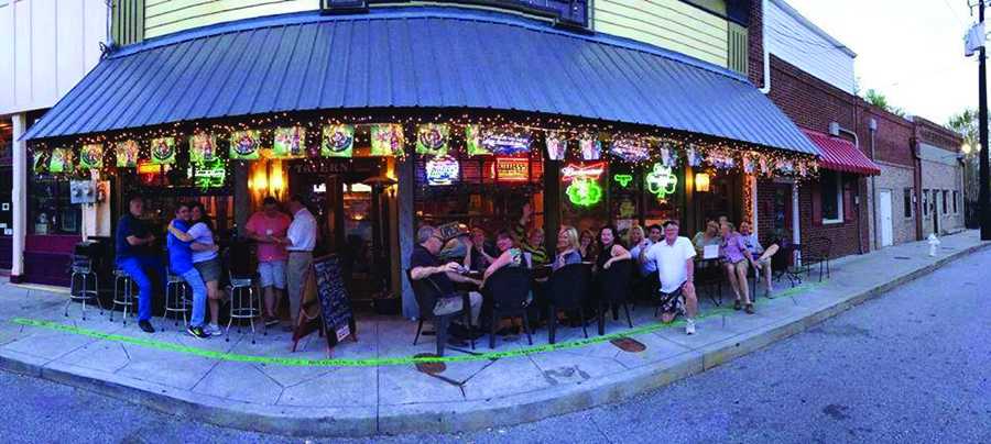 Dining Review … Celtic Tavern | About Magazines Conyers